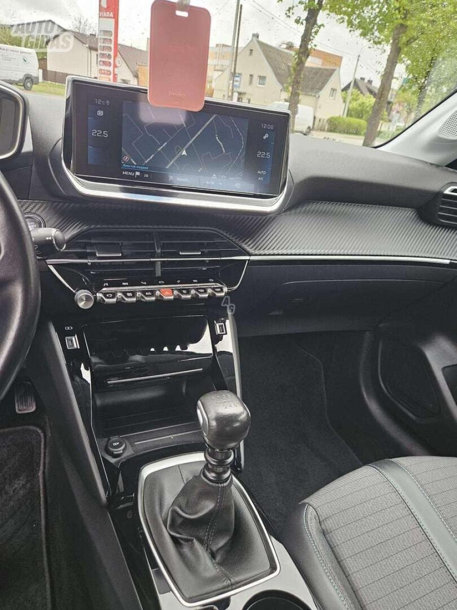 Pelēks Peugeot 208 2020 Šauļi, ar dzinēja tilpumu 1.20 L un nobraukumu 150 tūkst. km par 9450 €, foto 24 vietnē AUTOMOTO.COM.LV