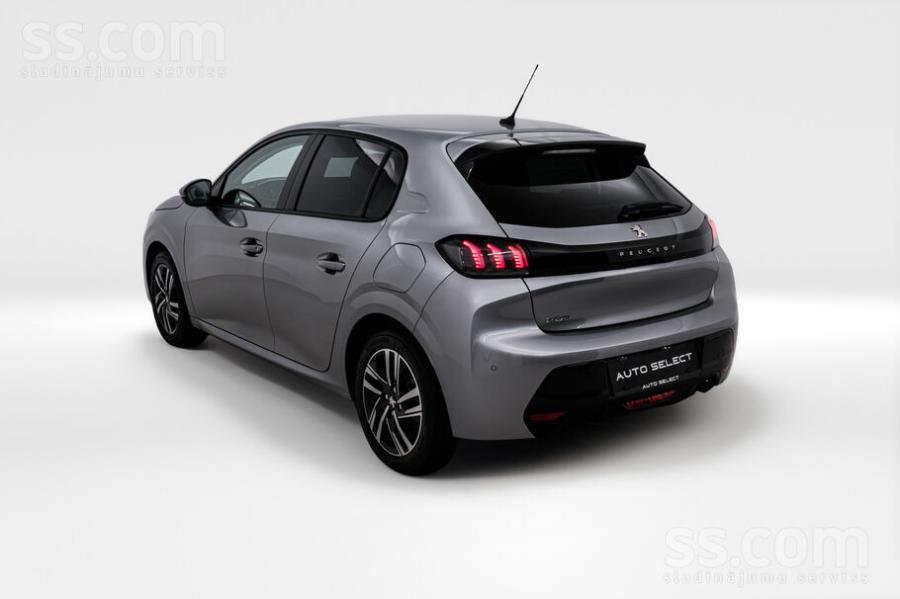 Grey Peugeot 208 2020 in Tallinn, with an engine capacity of 1.20 L and mileage of 153 thousand km for 8490 €, photo 4 on AUTOMOTO.COM.LV