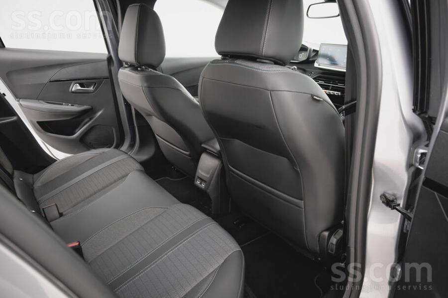 Grey Peugeot 208 2020 in Tallinn, with an engine capacity of 1.20 L and mileage of 153 thousand km for 8490 €, photo 10 on AUTOMOTO.COM.LV