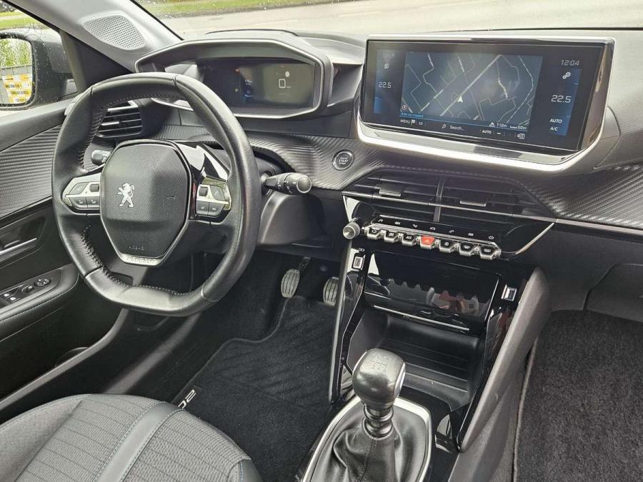 Grey Peugeot 208 2020 in Siauliai, with an engine capacity of 1.20 L and mileage of 150 thousand km for 8950 €, photo 18 on AUTOMOTO.COM.LV