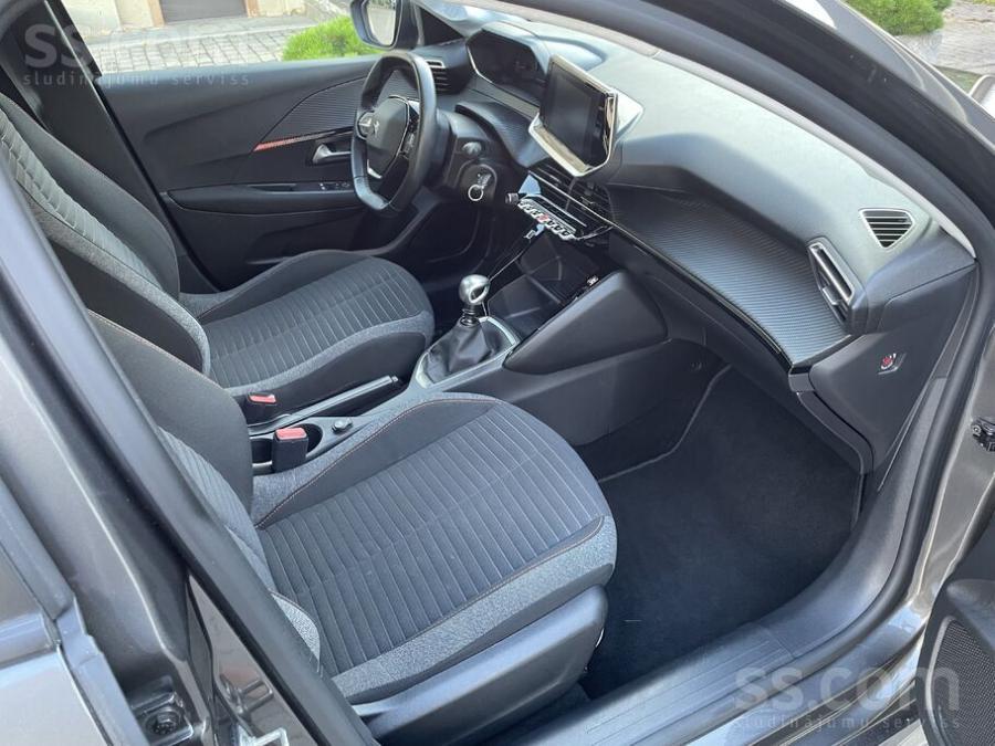 Grey Peugeot 208 2020 in Talsi, with an engine capacity of 1.20 L and mileage of 173 thousand km for 8500 €, photo 13 on AUTOMOTO.COM.LV