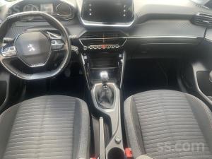 Grey Peugeot 208 2020 in Talsi, with an engine capacity of 1.20 L and mileage of 173 thousand km for 8500 €, photo 14 on AUTOMOTO.COM.LV