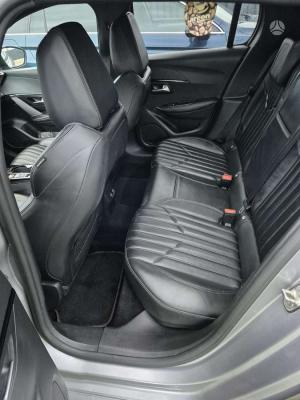Grey Peugeot 208 2020 in Vilnius, with an engine capacity of 1.20 L and mileage of 90 thousand km for 11300 €, photo 12 on AUTOMOTO.COM.LV