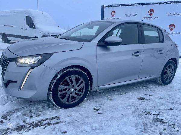 Grey Peugeot 208 2021 in Taurage, with an engine capacity of 1.20 L and mileage of 38 thousand km for 9200 €, photo 2 on AUTOMOTO.COM.LV