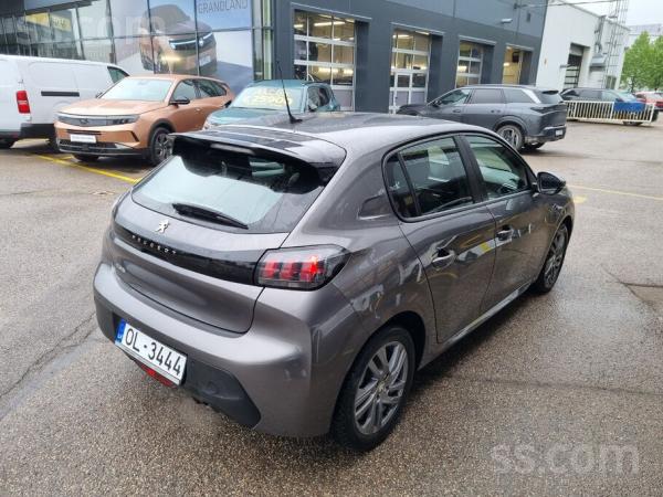 Grey Peugeot 208 2021 in Riga, with an engine capacity of 1.20 L and mileage of 68 thousand km for 11900 €, photo 2 on AUTOMOTO.COM.LV