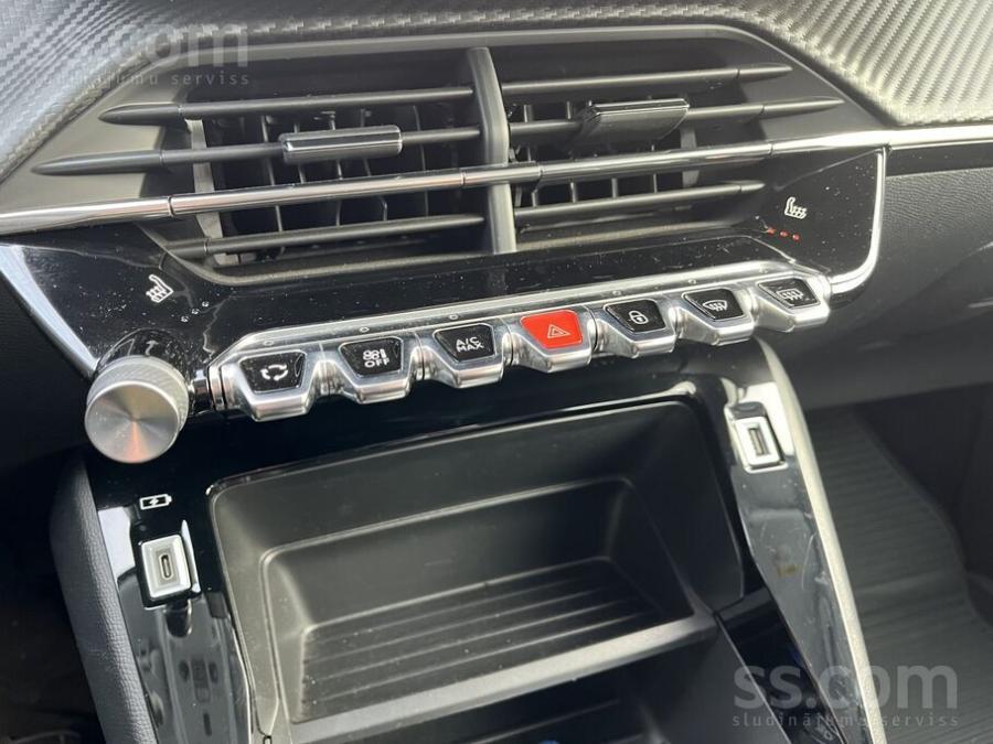 Pelēks Peugeot 208 2021 Rīga, ar dzinēja tilpumu 0.00 L un nobraukumu 28 tūkst. km par 14900 €, foto 19 vietnē AUTOMOTO.COM.LV