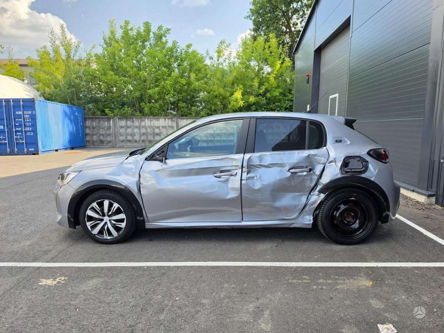 Pelēks Peugeot 208 2021 Kauņa, ar dzinēja tilpumu 0.00 L un nobraukumu 81 tūkst. km par 4600 €, foto 8 vietnē AUTOMOTO.COM.LV