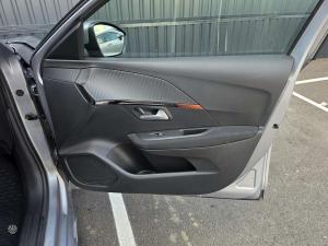 Pelēks Peugeot 208 2021 Kauņa, ar dzinēja tilpumu 0.00 L un nobraukumu 81 tūkst. km par 4600 €, foto 24 vietnē AUTOMOTO.COM.LV