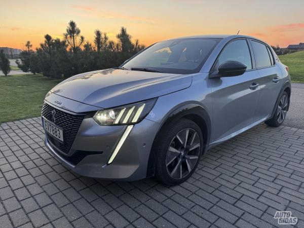 Pelēks Peugeot 208 2021 Kauņa, ar dzinēja tilpumu 0.00 L un nobraukumu 67 tūkst. km par 16000 €, foto  vietnē AUTOMOTO.COM.LV