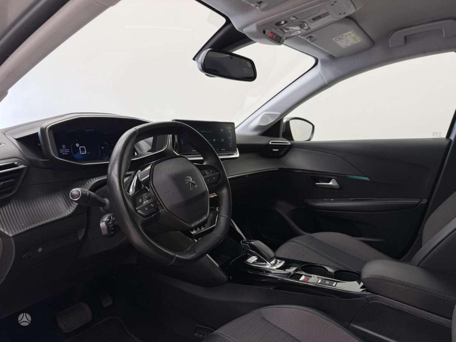 Grey Peugeot 208 2021 in Vilnius, with an engine capacity of 0.00 L and mileage of 72 thousand km for 11490 €, photo 12 on AUTOMOTO.COM.LV
