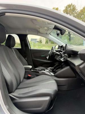 Grey Peugeot 208 2021 in Taurage, with an engine capacity of 1.20 L and mileage of 123 thousand km for 8800 €, photo 36 on AUTOMOTO.COM.LV
