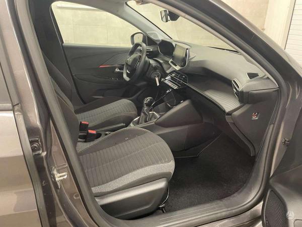 Grey Peugeot 208 2022 in Marijampole, with an engine capacity of 1.20 L and mileage of 144 thousand km for 7986 €, photo 9 on AUTOMOTO.COM.LV