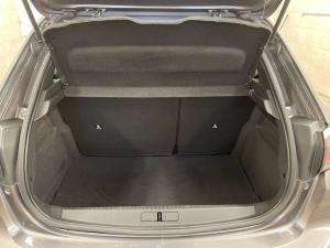 Pelēks Peugeot 208 2022 Marijampole, ar dzinēja tilpumu 1.20 L un nobraukumu 144 tūkst. km par 7986 €, foto 15 vietnē AUTOMOTO.COM.LV