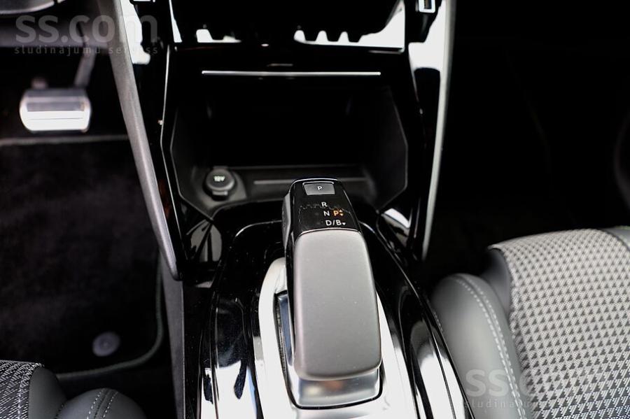 Pelēks Peugeot 208 2022 Tukums, ar dzinēja tilpumu 1.20 L un nobraukumu 124 tūkst. km par 17790 €, foto 23 vietnē AUTOMOTO.COM.LV