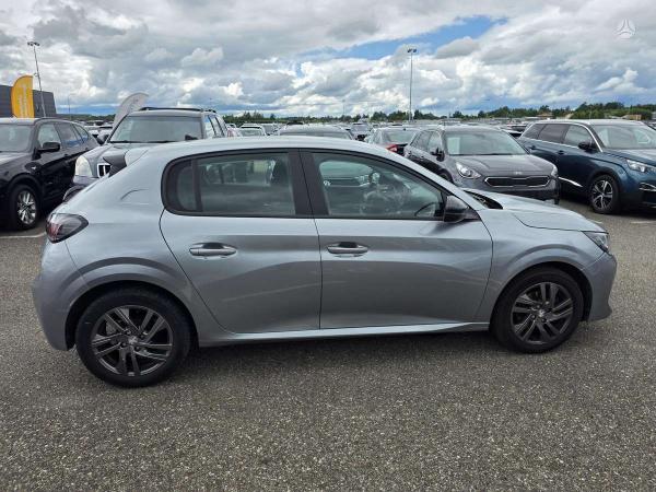 Grey Peugeot 208 2022 in Vilnius, with an engine capacity of 1.20 L and mileage of 190 thousand km for 7700 €, photo 4 on AUTOMOTO.COM.LV