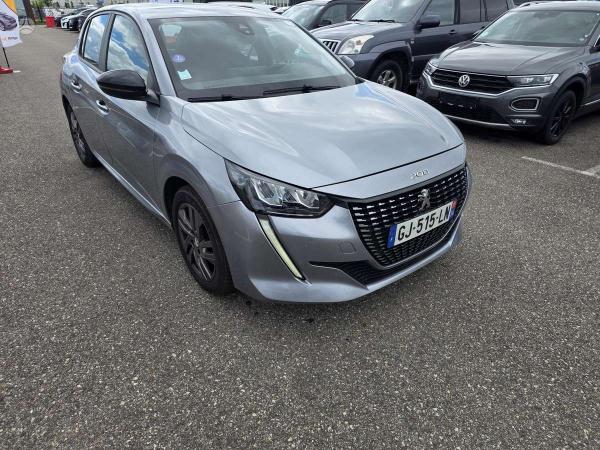 Grey Peugeot 208 2022 in Vilnius, with an engine capacity of 1.20 L and mileage of 190 thousand km for 7700 €, photo 6 on AUTOMOTO.COM.LV