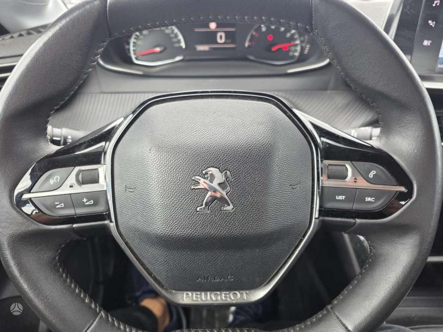 Grey Peugeot 208 2022 in Vilnius, with an engine capacity of 1.20 L and mileage of 190 thousand km for 7700 €, photo 12 on AUTOMOTO.COM.LV