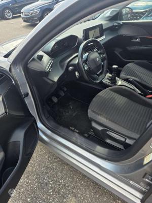 Pelēks Peugeot 208 2022 Viļņa, ar dzinēja tilpumu 1.20 L un nobraukumu 111 tūkst. km par 8200 €, foto 9 vietnē AUTOMOTO.COM.LV