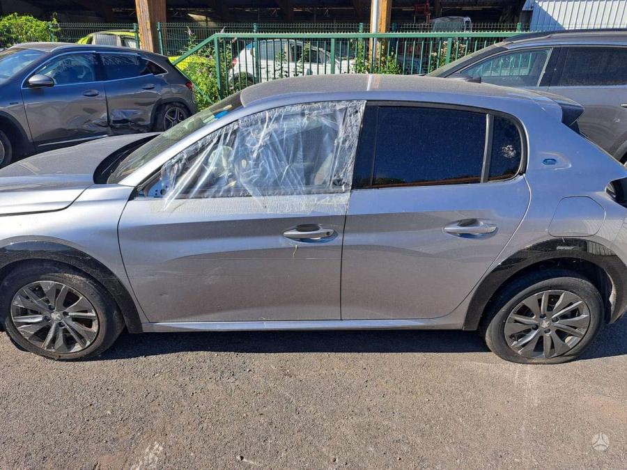 Pelēks Peugeot 208 2022 Kauņa, ar dzinēja tilpumu 0.00 L un nobraukumu 25 tūkst. km par 7300 €, foto 1 vietnē AUTOMOTO.COM.LV
