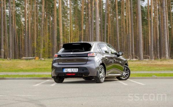 Pelēks Peugeot 208 2022 Rīga, ar dzinēja tilpumu 1.20 L un nobraukumu 86 tūkst. km par 11590 €, foto 6 vietnē AUTOMOTO.COM.LV