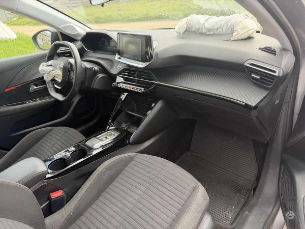Peugeot 208 2022 Kauņa vietnē Pelēks Peugeot 208 2022 Kauņa, ar dzinēja tilpumu 0.00 L un nobraukumu 59 tūkst. km par 5100 €, foto 11 vietnē AUTOMOTO.COM.LV