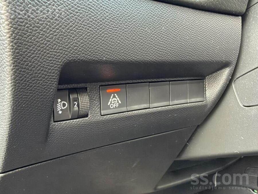 Pelēks Peugeot 208 2022 Rīga, ar dzinēja tilpumu 0.00 L un nobraukumu 33 tūkst. km par 16980 €, foto 23 vietnē AUTOMOTO.COM.LV