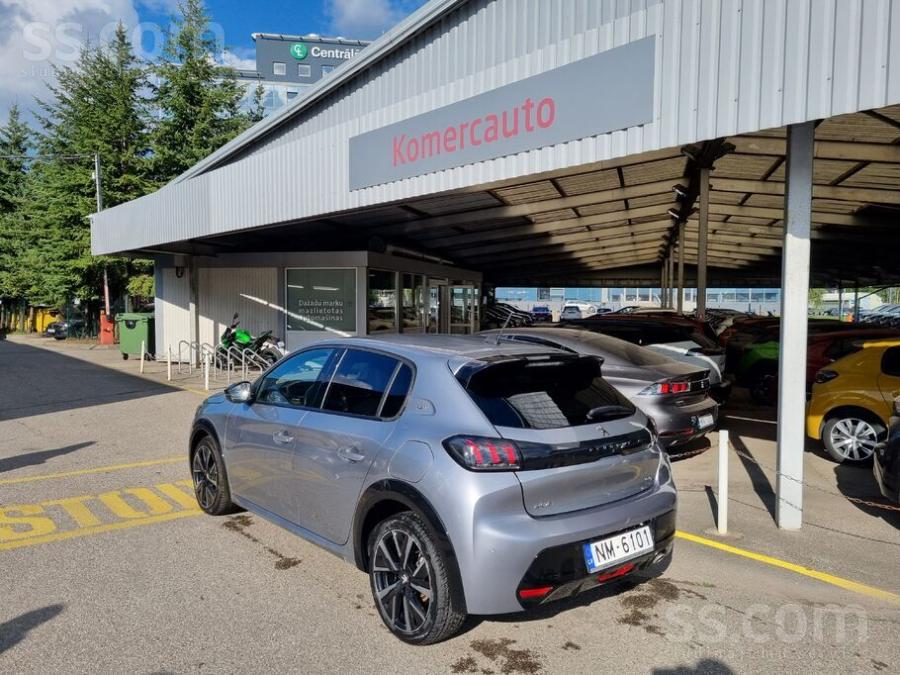 Grey Peugeot 208 2023 in Riga, with an engine capacity of 1.20 L and mileage of 50 thousand km for 13900 €, photo 4 on AUTOMOTO.COM.LV