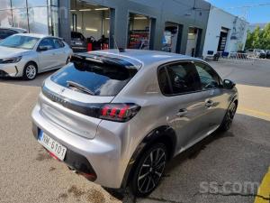 Grey Peugeot 208 2023 in Riga, with an engine capacity of 1.20 L and mileage of 50 thousand km for 13900 €, photo 5 on AUTOMOTO.COM.LV