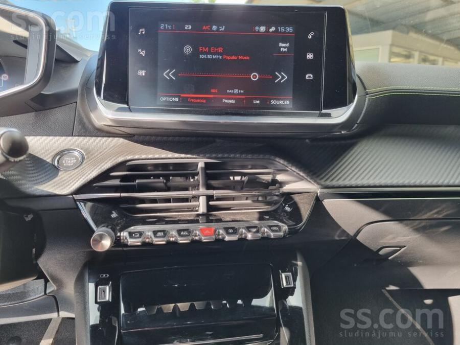 Grey Peugeot 208 2023 in Riga, with an engine capacity of 1.20 L and mileage of 50 thousand km for 13900 €, photo 8 on AUTOMOTO.COM.LV