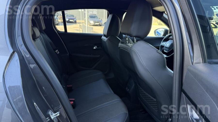 Grey Peugeot 208 2023 in Riga, with an engine capacity of 1.20 L and mileage of 53 thousand km for 14990 €, photo 14 on AUTOMOTO.COM.LV