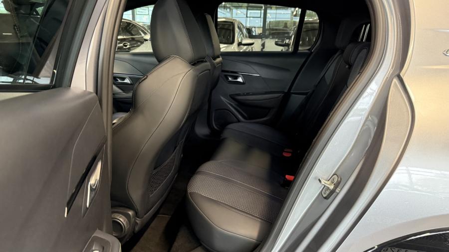 Pelēks Peugeot 208 2023 Rīga, ar dzinēja tilpumu 1.20 L un nobraukumu 54 tūkst. km par 1499000 €, foto 12 vietnē AUTOMOTO.COM.LV