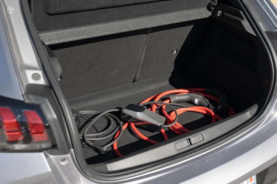 Grey Peugeot 208 2023 in Vilnius, with an engine capacity of 0.00 L and mileage of 28 thousand km for 14500 €, photo 28 on AUTOMOTO.COM.LV