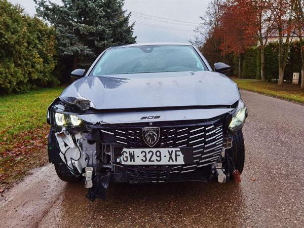 Pelēks Peugeot 208 2024 Kauņa, ar dzinēja tilpumu 0.00 L un nobraukumu 8 tūkst. km par 9000 €, foto 10 vietnē AUTOMOTO.COM.LV