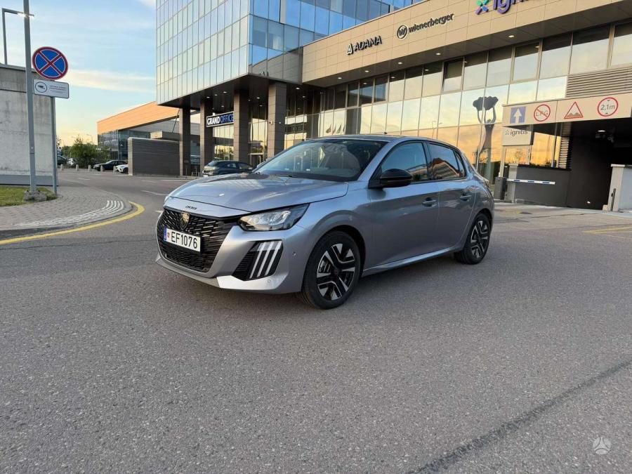 Grey Peugeot 208 2024 in Vilnius, with an engine capacity of 0.00 L and mileage of 8 thousand km for 18500 €, photo 4 on AUTOMOTO.COM.LV