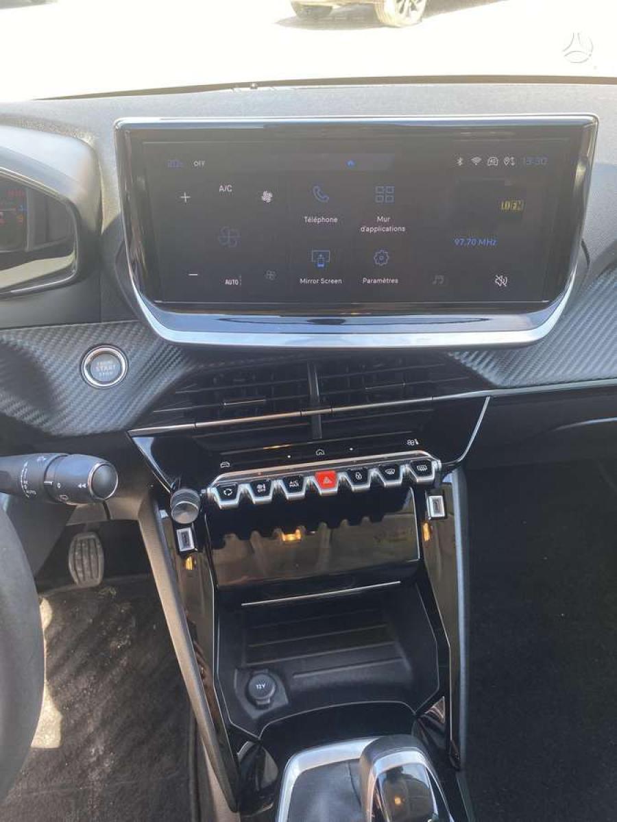 Pelēks Peugeot 208 2024 Tauragė, ar dzinēja tilpumu 1.20 L un nobraukumu 25 tūkst. km par 6200 €, foto 13 vietnē AUTOMOTO.COM.LV