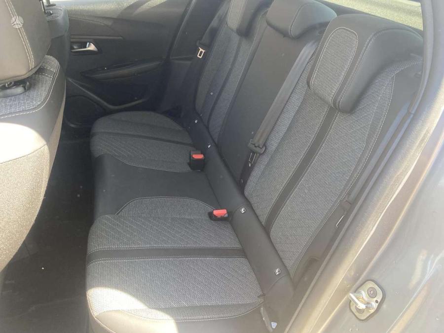 Pelēks Peugeot 208 2024 Tauragė, ar dzinēja tilpumu 1.20 L un nobraukumu 25 tūkst. km par 6200 €, foto 17 vietnē AUTOMOTO.COM.LV