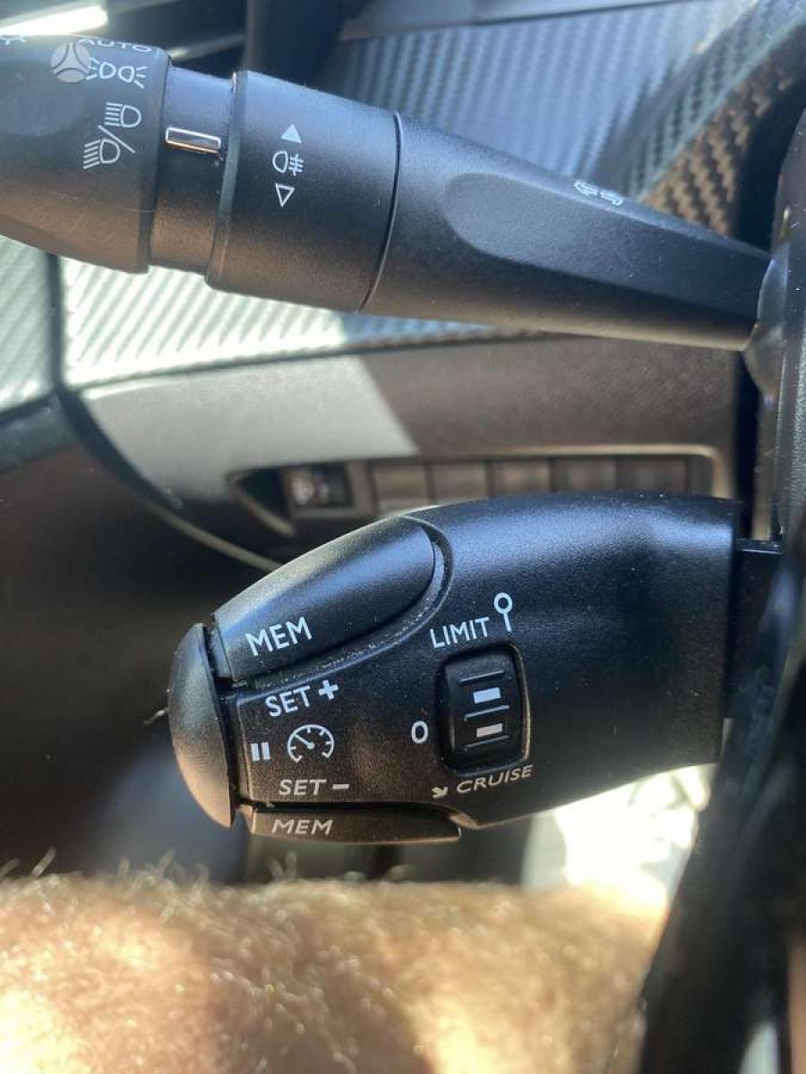 Pelēks Peugeot 208 2024 Tauragė, ar dzinēja tilpumu 1.20 L un nobraukumu 25 tūkst. km par 6200 €, foto 21 vietnē AUTOMOTO.COM.LV