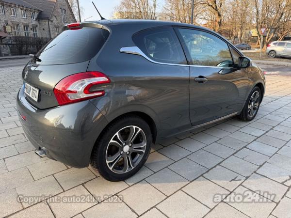 Peugeot 208 2012 Tallina, ar dzinēja tilpumu 1.20 L un nobraukumu 0 tūkst. km par 5000 €, foto 4 vietnē AUTOMOTO.COM.LV