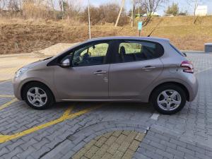 Peugeot 208 2012 Viļņa, ar dzinēja tilpumu 1.20 L un nobraukumu 170 tūkst. km par 3450 €, foto 5 vietnē AUTOMOTO.COM.LV