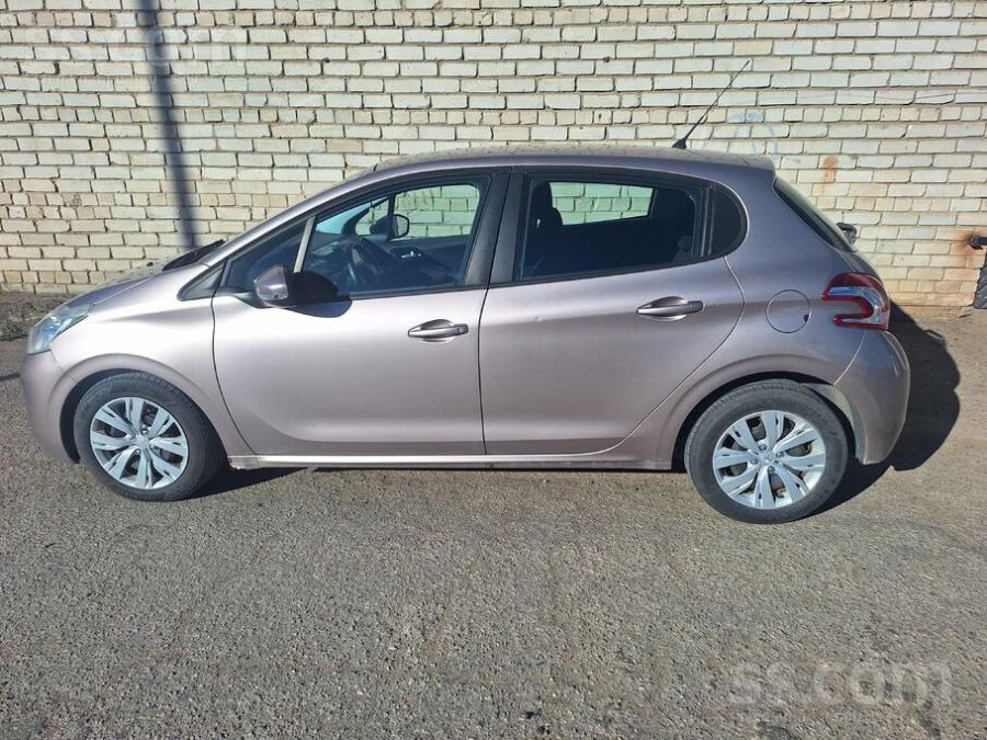Peugeot 208 2012 Valka, ar dzinēja tilpumu 1.20 L un nobraukumu 164 tūkst. km par 3200 €, foto 6 vietnē AUTOMOTO.COM.LV