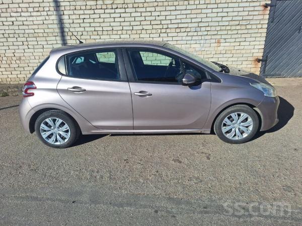 Peugeot 208 2012 Valka, ar dzinēja tilpumu 1.20 L un nobraukumu 164 tūkst. km par 3200 €, foto 6 vietnē AUTOMOTO.COM.LV