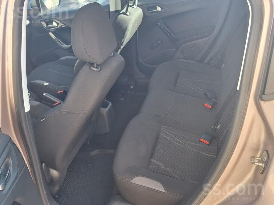 Peugeot 208 2012 Valka, ar dzinēja tilpumu 1.20 L un nobraukumu 164 tūkst. km par 3200 €, foto 12 vietnē AUTOMOTO.COM.LV