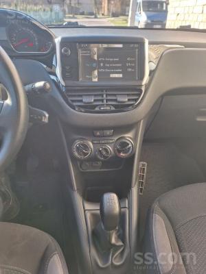 Peugeot 208 2012 Valka, ar dzinēja tilpumu 1.20 L un nobraukumu 164 tūkst. km par 3200 €, foto 13 vietnē AUTOMOTO.COM.LV