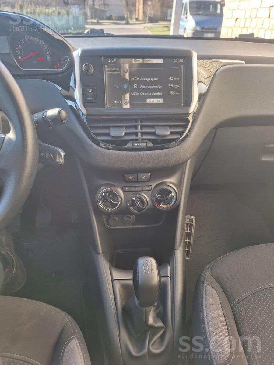 Peugeot 208 2012 Valka, ar dzinēja tilpumu 1.20 L un nobraukumu 164 tūkst. km par 3200 €, foto 13 vietnē AUTOMOTO.COM.LV