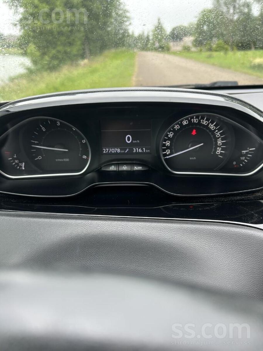 Peugeot 208 2012 in Rezekne, with an engine capacity of 1.60 L and mileage of 277 thousand km for 3550 €, photo 12 on AUTOMOTO.COM.LV