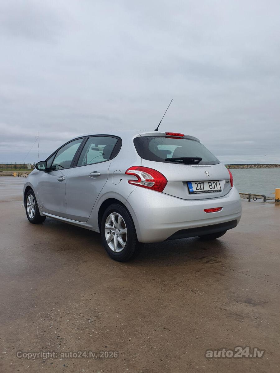 Peugeot 208 2013 Kuresāre, ar dzinēja tilpumu 1.20 L un nobraukumu 214 tūkst. km par 3790 €, foto 4 vietnē AUTOMOTO.COM.LV