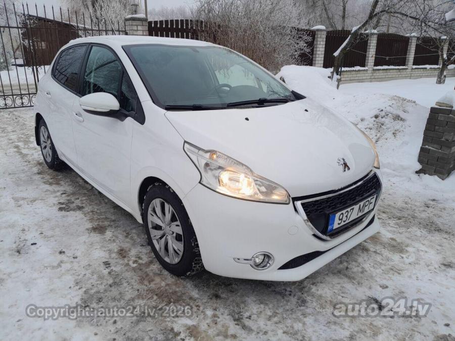 Peugeot 208 2013 in Maardu, with an engine capacity of 1.20 L and mileage of 201 thousand km for 3500 €, photo 1 on AUTOMOTO.COM.LV
