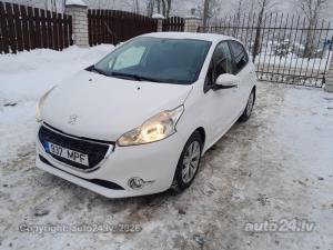 Peugeot 208 2013 in Maardu, with an engine capacity of 1.20 L and mileage of 201 thousand km for 3500 €, photo 3 on AUTOMOTO.COM.LV