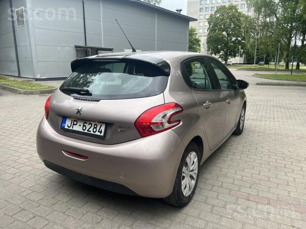 Peugeot 208 2014 Jelgava, ar dzinēja tilpumu 1.20 L un nobraukumu 84 tūkst. km par 4900 €, foto 3 vietnē AUTOMOTO.COM.LV