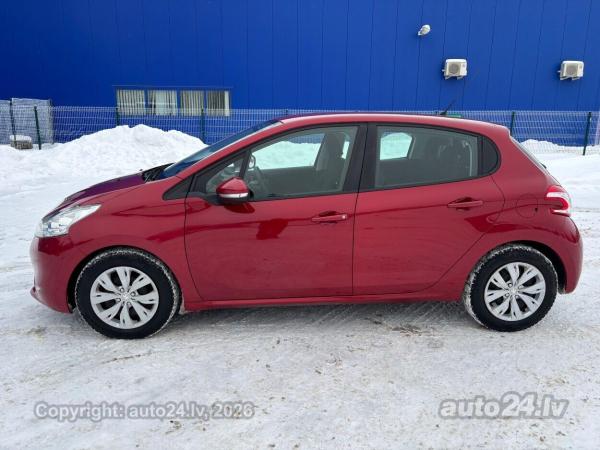 Peugeot 208 2014 in Paide, with an engine capacity of 1.20 L and mileage of 162 thousand km for 3890 €, photo 3 on AUTOMOTO.COM.LV